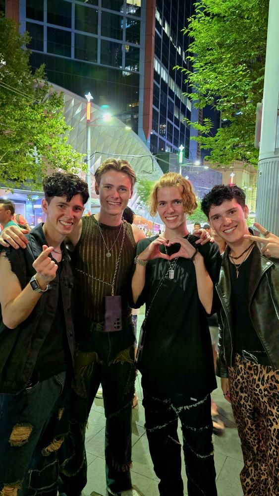 AUSSIEBROSQUAD – REVOLUTION MX MOTORCYCLES